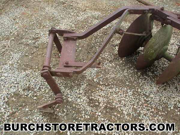 Model A-12-D Pull Behind Triple Disc Turning Plow for Farmall 140, 130 ...