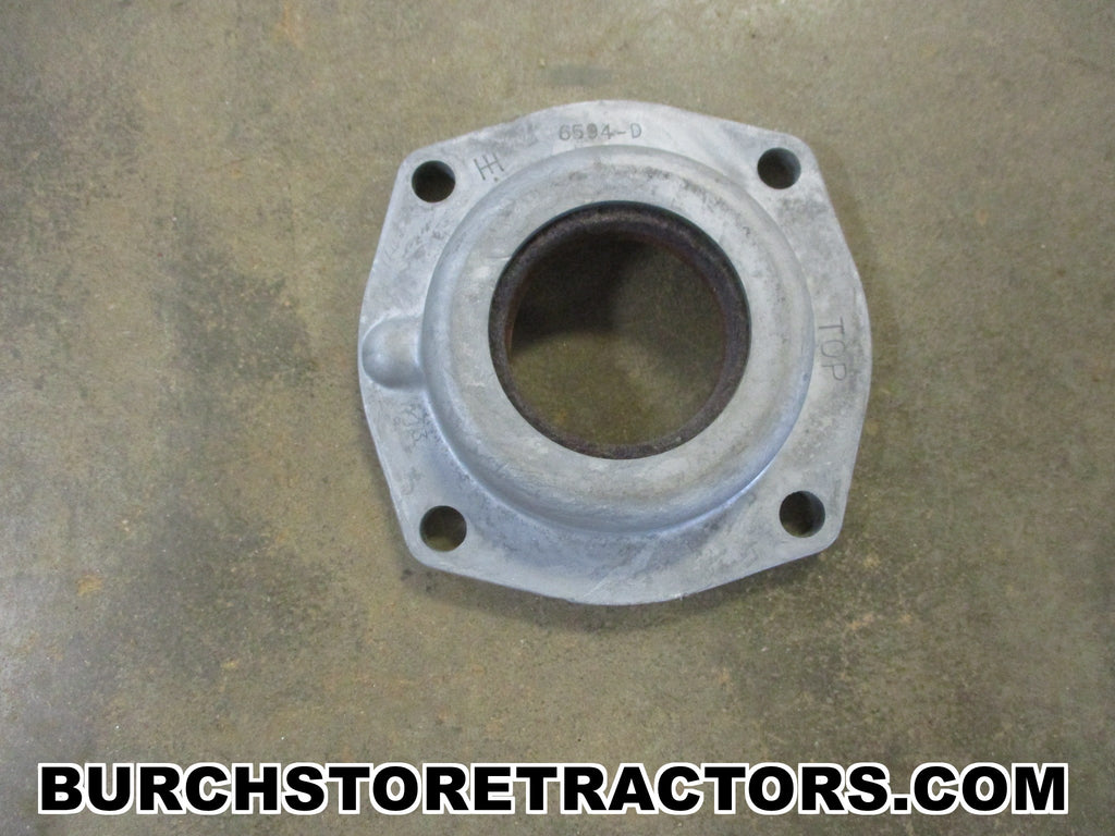 New Old Stock Axle Retainer Plate for Farmall A, AV, B, BN Tractors ...
