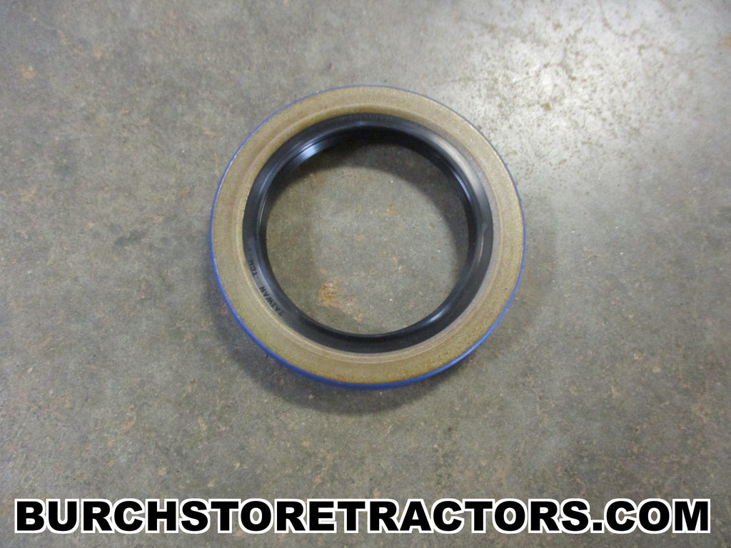 New Rear Right Side Inner Axle Seal For Farmall Cub Tractors 382220r91