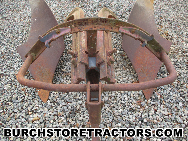 Model F11 1 Point Fast Hitch Two Way Hillside Plow for Farmall Cub Tra ...