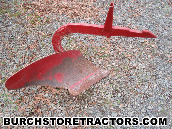 Original IH 1 Point Fast Hitch Bottom - Turning Plow for Farmall Cub T ...