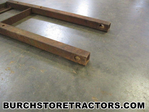 Front Push Blade Lifting Assembly for Farmall Cub Tractors, 651270R91 ...