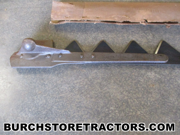 New Old Stock 6 Foot Sickle Bar Blade Assembly for Ford Mowers, 148122 ...