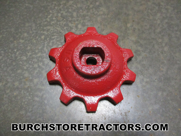 New 10 Tooth Fertilizer or Planter Rear - Back Drive Gear for Farmall ...