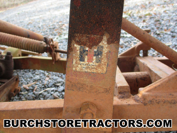 International Model 1000 Balanced Head Sickle Bar Mower with Hydraulic ...